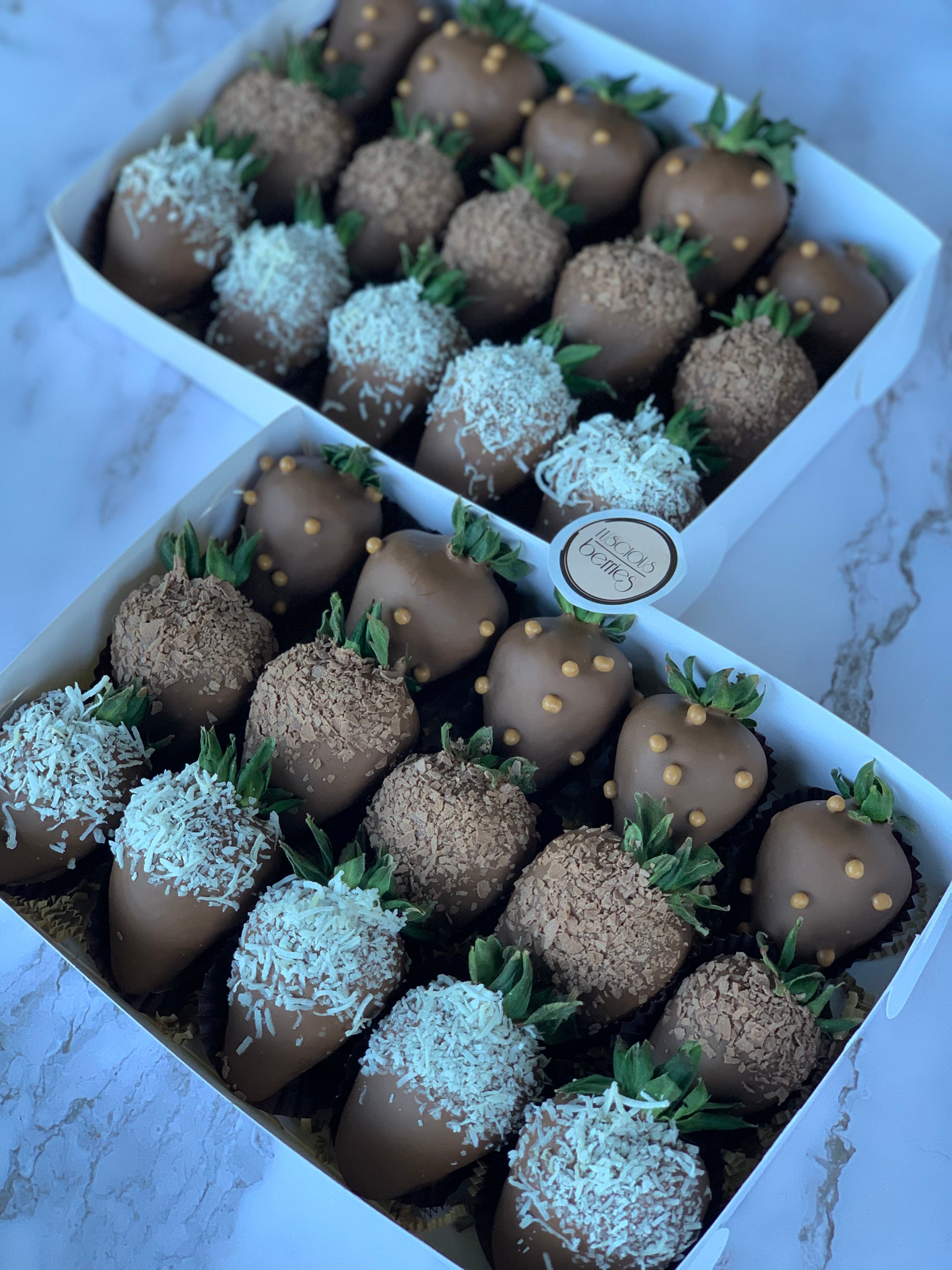 Custom Berry Box 15 – Luscious Berries